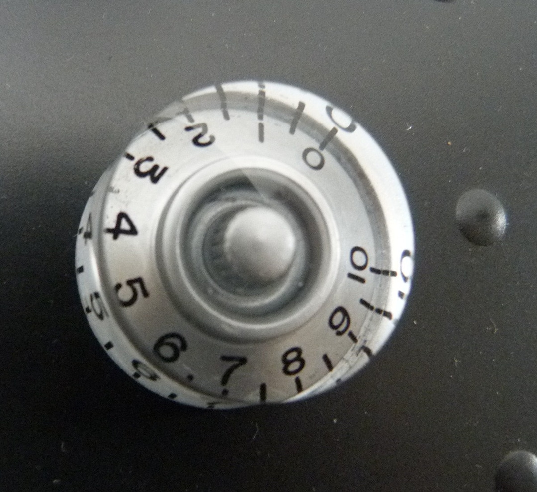 POP-KNOB Gibson / Epiphone Style Guitar or Bass Speed Knob in PEWTER ...