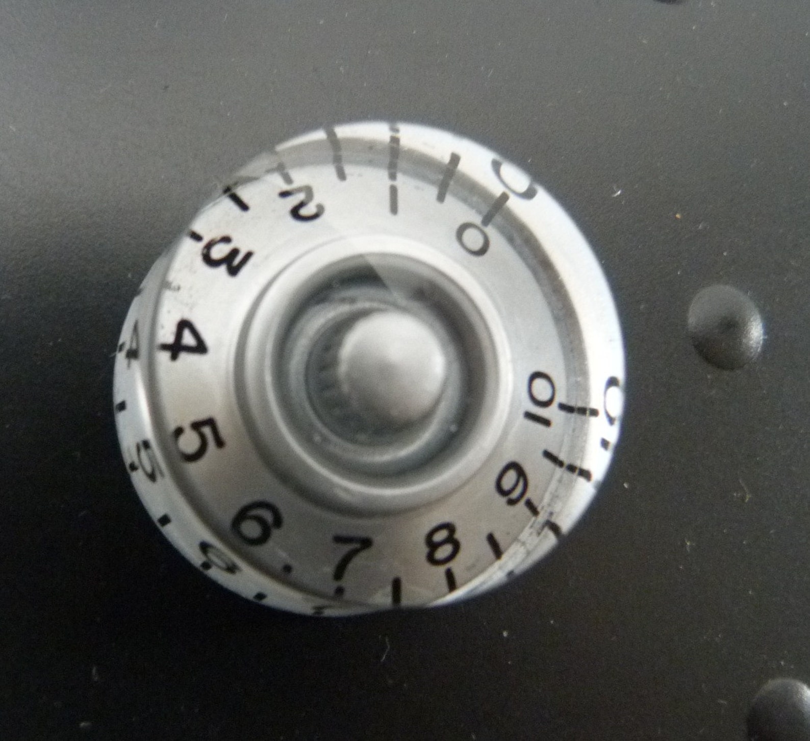 POP-KNOB Gibson / Epiphone Style Guitar or Bass Speed Knob in PEWTER ...