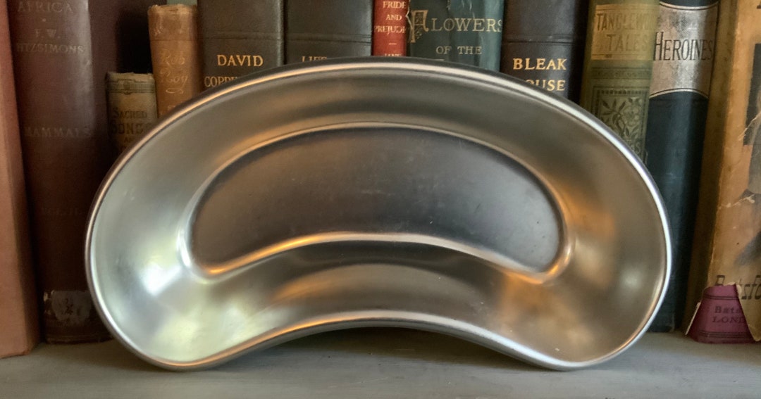 Vintage Surgical / Medical Metal Kidney Dish - Cabinet of Curiosity ...