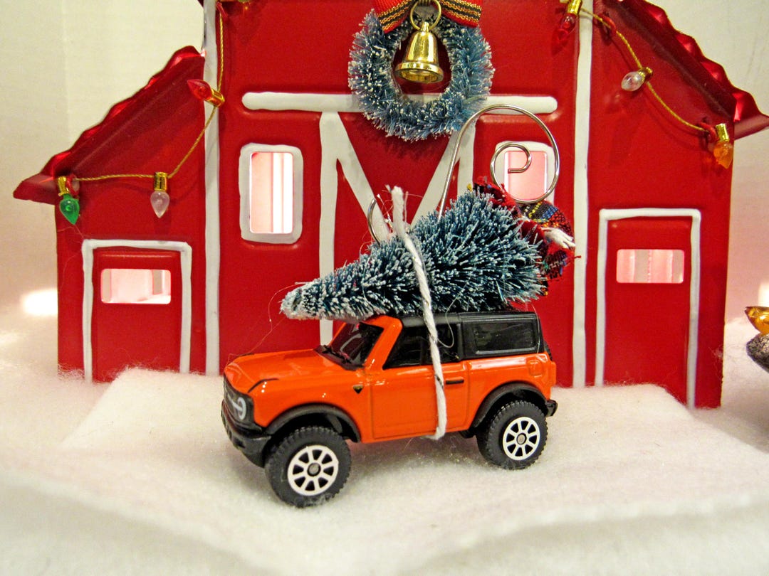 Christmas Tree Ornament-2021 Ford Bronco With Miniature Tree-collector ...