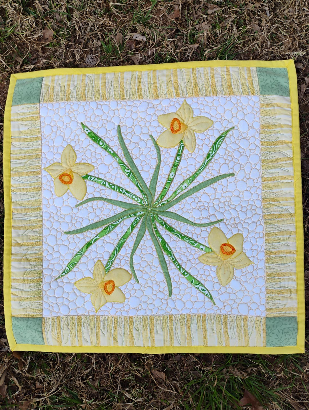 Daffodil- Press & Peel Applique Design Flower Head and Spray - Etsy