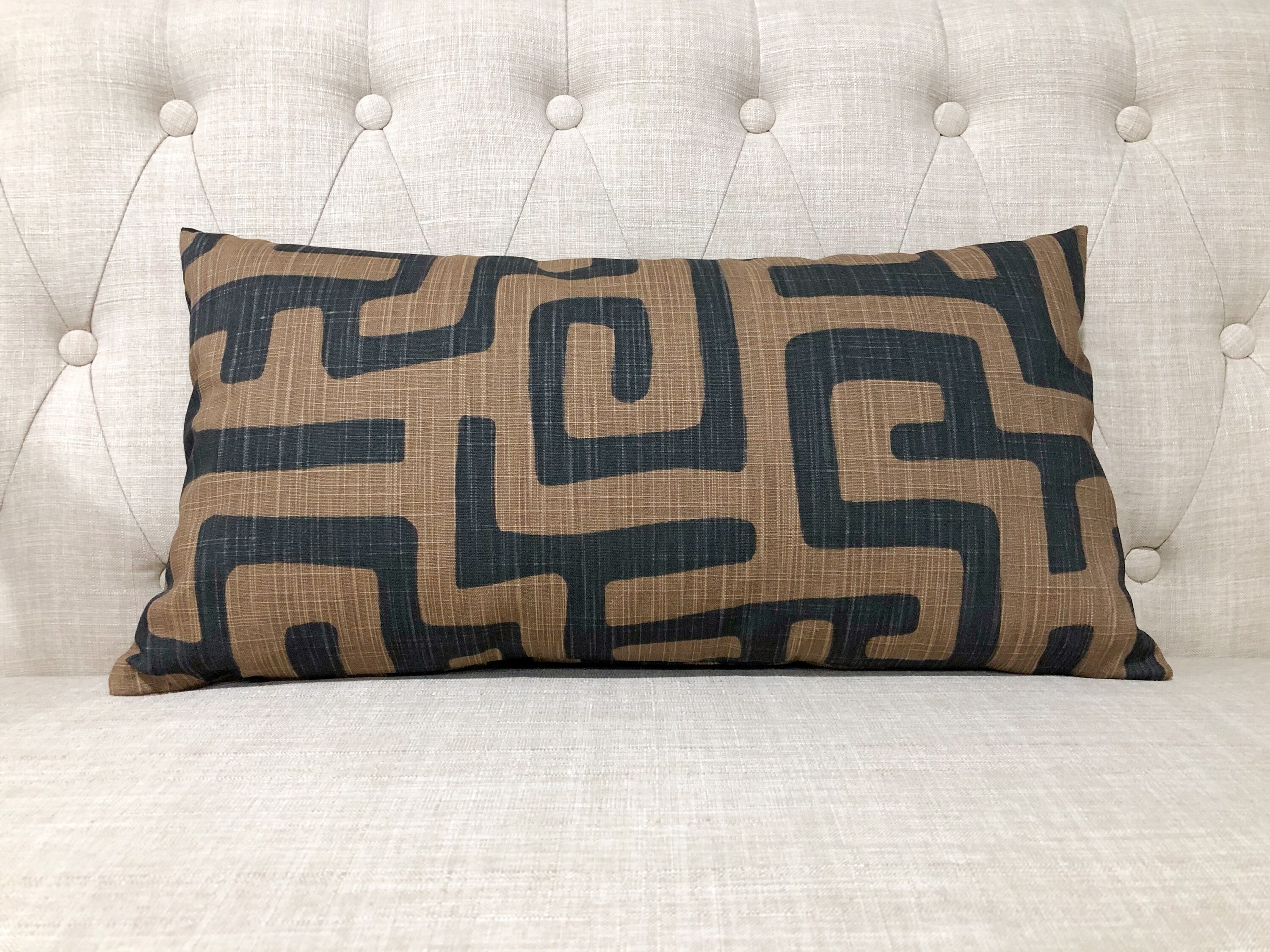 Slub Canvas Topaz Lumbar Pillow Cover, Black and Brown Lumbar ...