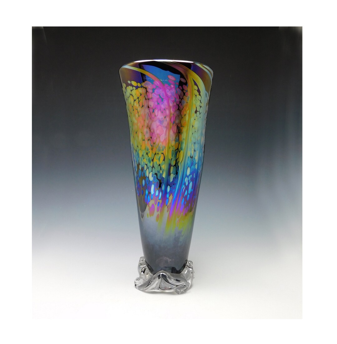 Blown Glass Fan Shaped Flower Vase With Iridescent Colors by Elaine ...