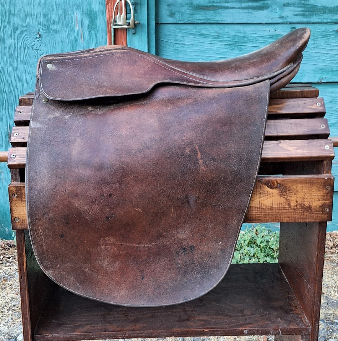 Vintage Borelli Collegiate Cutback Saddle Seat Saddle - 1970s - Etsy