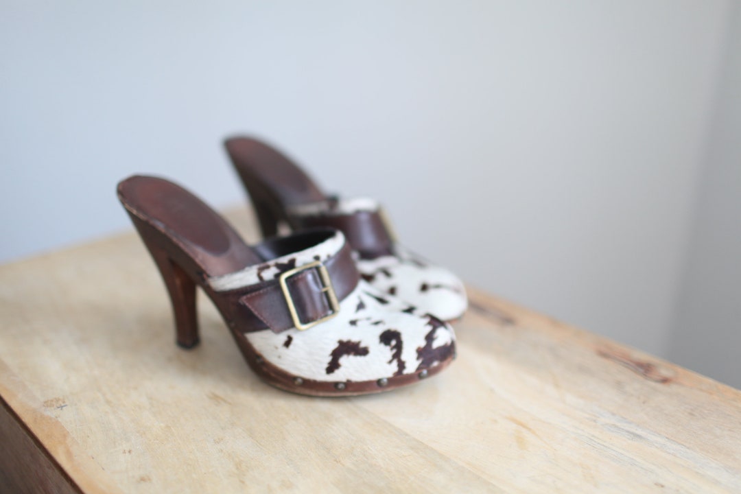 Vintage 90s Cow Hide Leather Wooden Clogs Mules 8 - Etsy