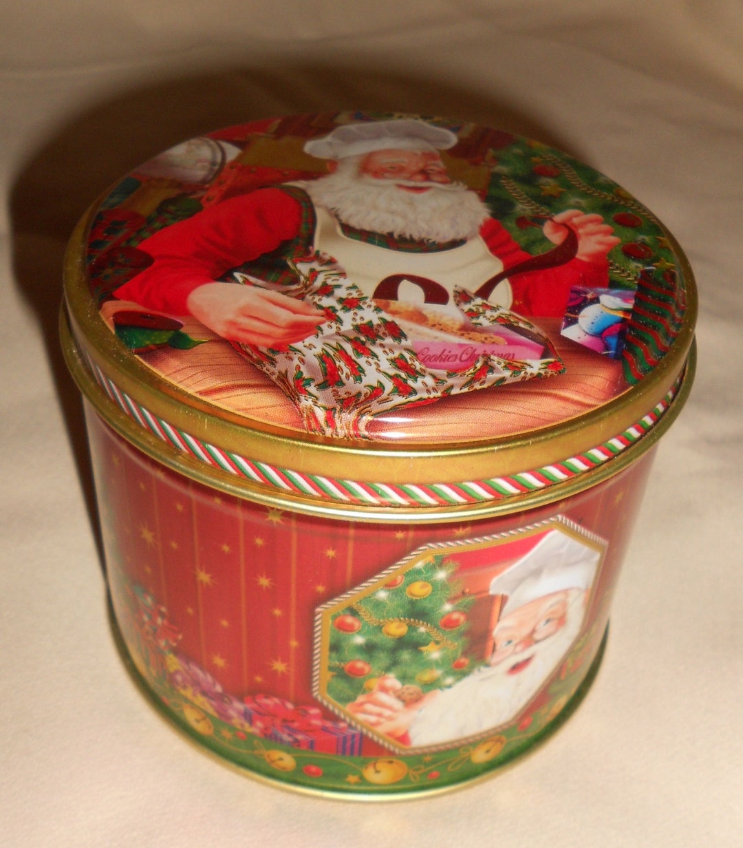 Vintage Collectible Tin With a Santa Theme - Etsy