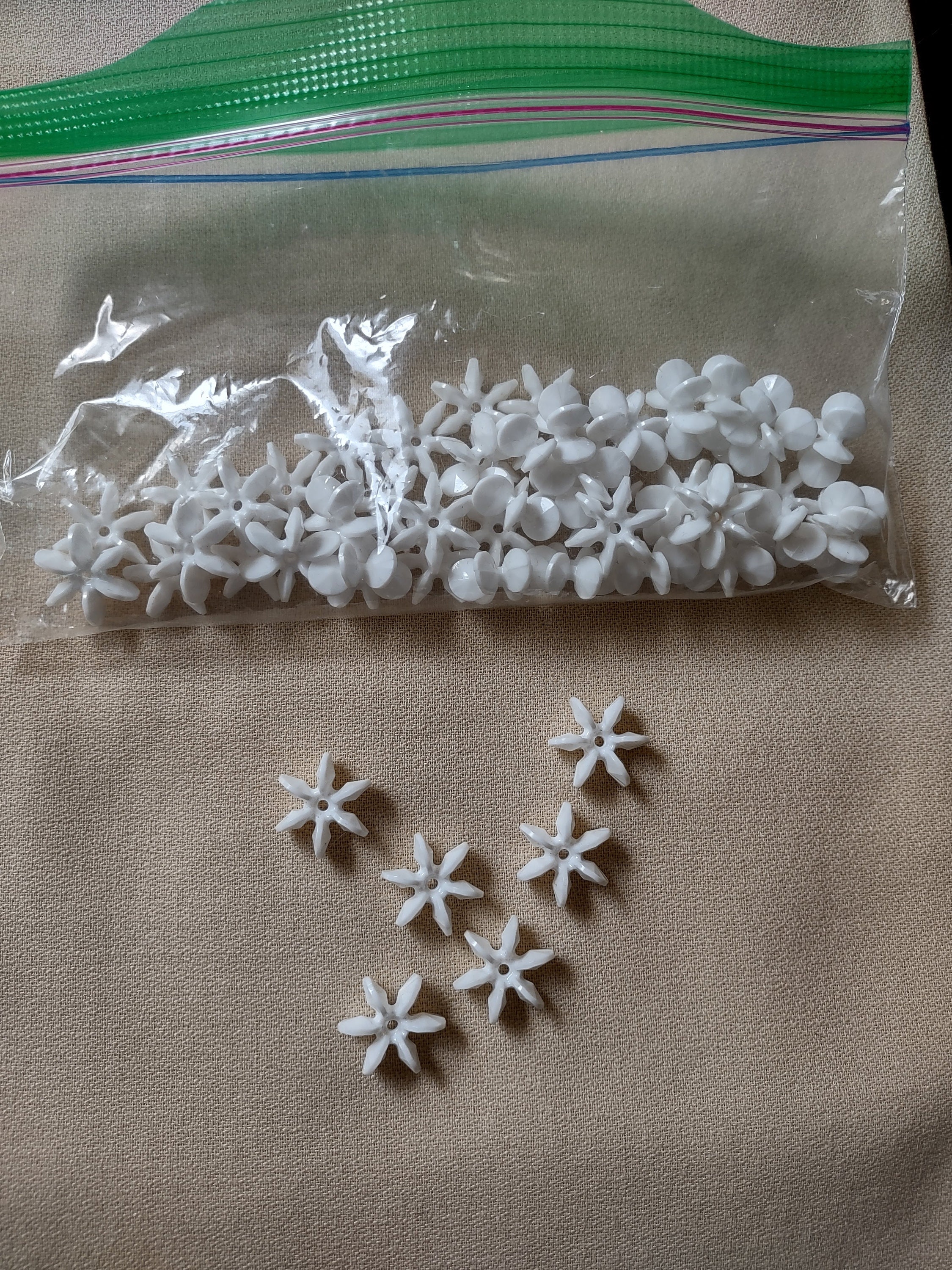 800 Pieces Assorted Starflake Sunburst Paddlewheel Beads - Etsy
