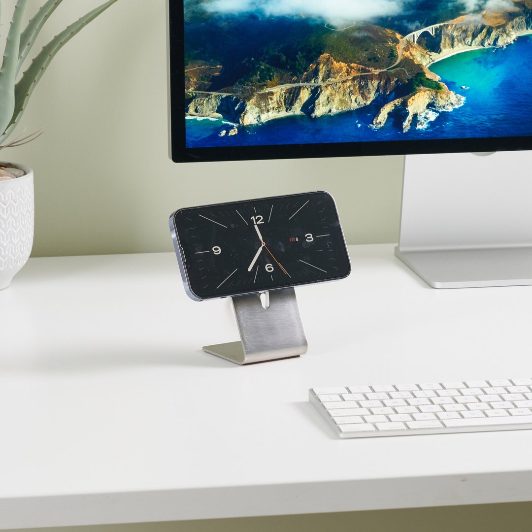 Deskstand iPhone Docking Station, Phone Stand, Magsafe Stand, Standby ...