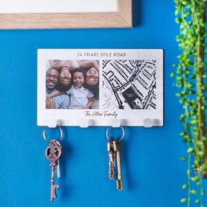 Personalised Family Map and Photo Key Hook, Custom Photo Key Hanger ...