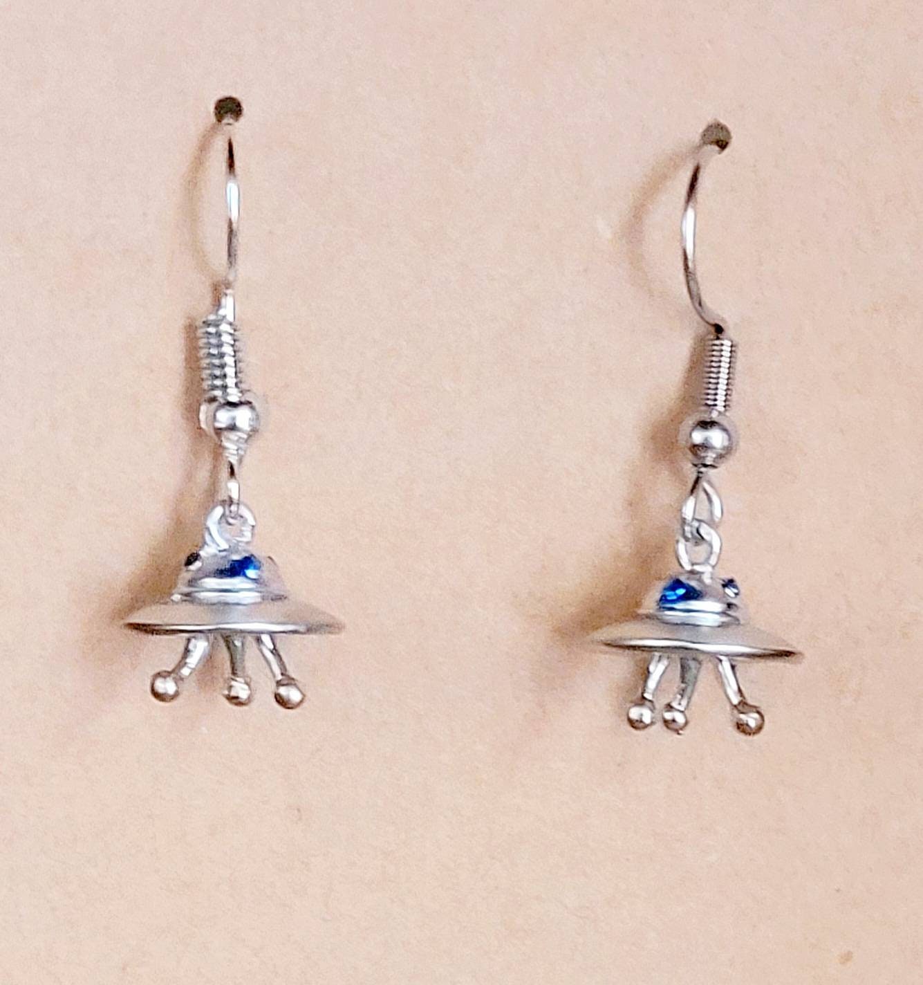 Alien Space Ship Earrings, Flying Saucer, UFO Earrings, Silver or Gold ...