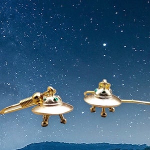 Alien Space Ship Earrings, Flying Saucer, UFO Earrings, Silver or Gold ...