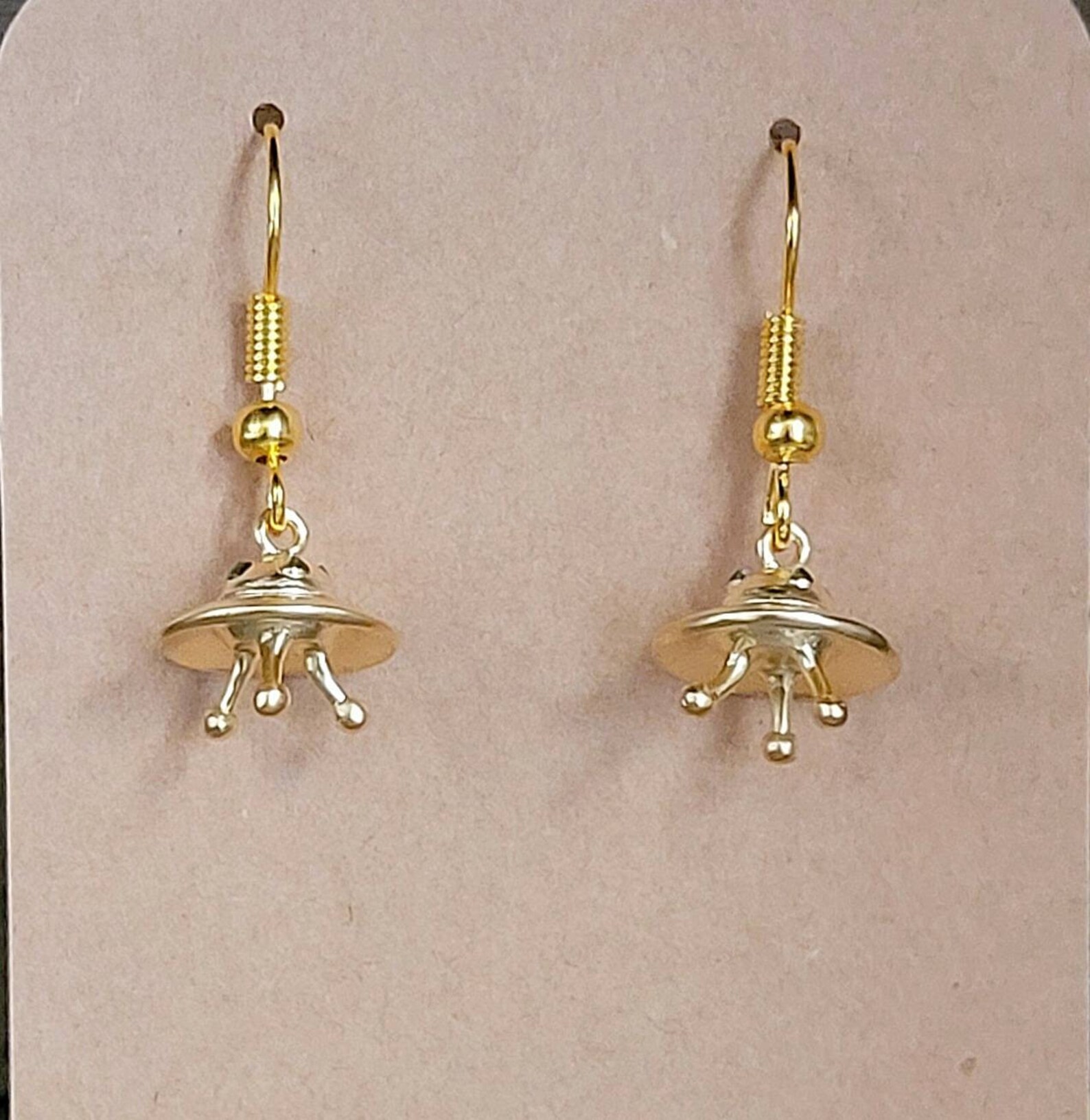 Alien Space Ship Earrings, Flying Saucer, UFO Earrings, Silver or Gold ...