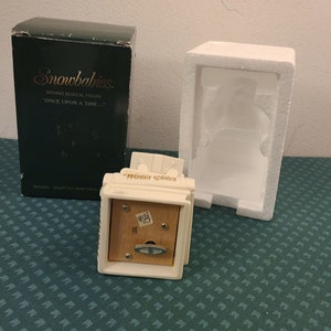 Vintage Snowbabies Figurine Music Box “star Legends “ Plays Once Upon a ...