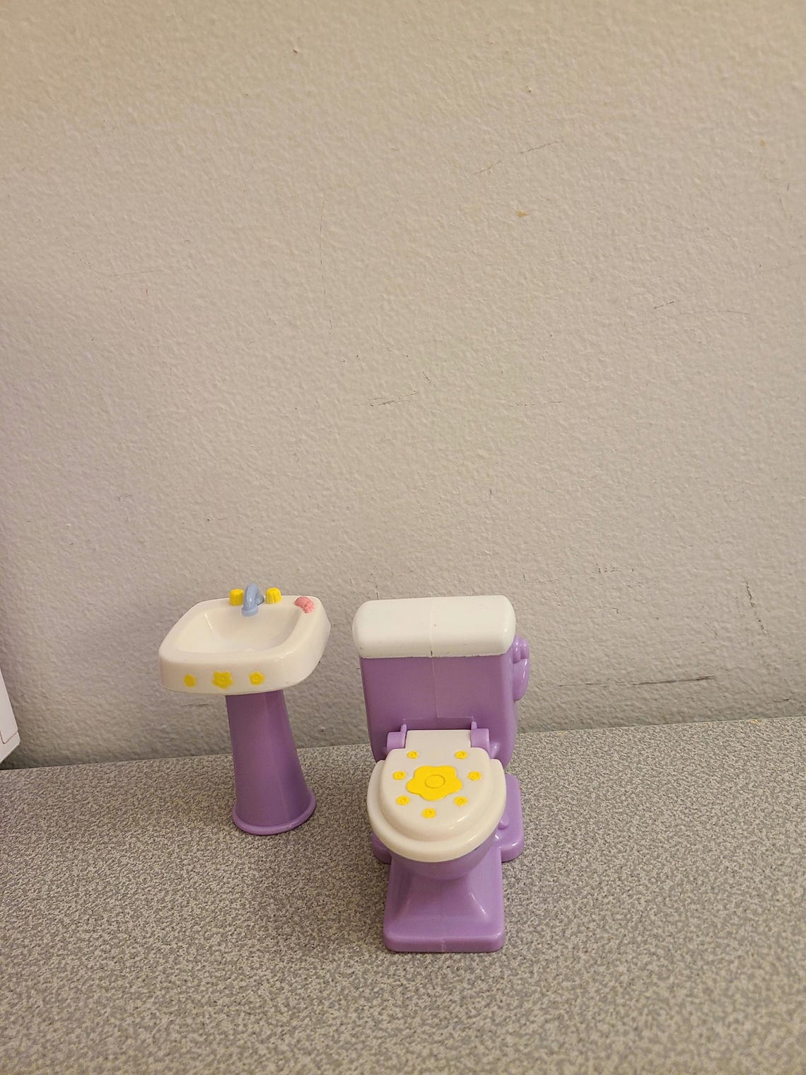 Dora the Explorer 3 Piece Deluxe Bathroom Set, Dollhouse Furniture ...