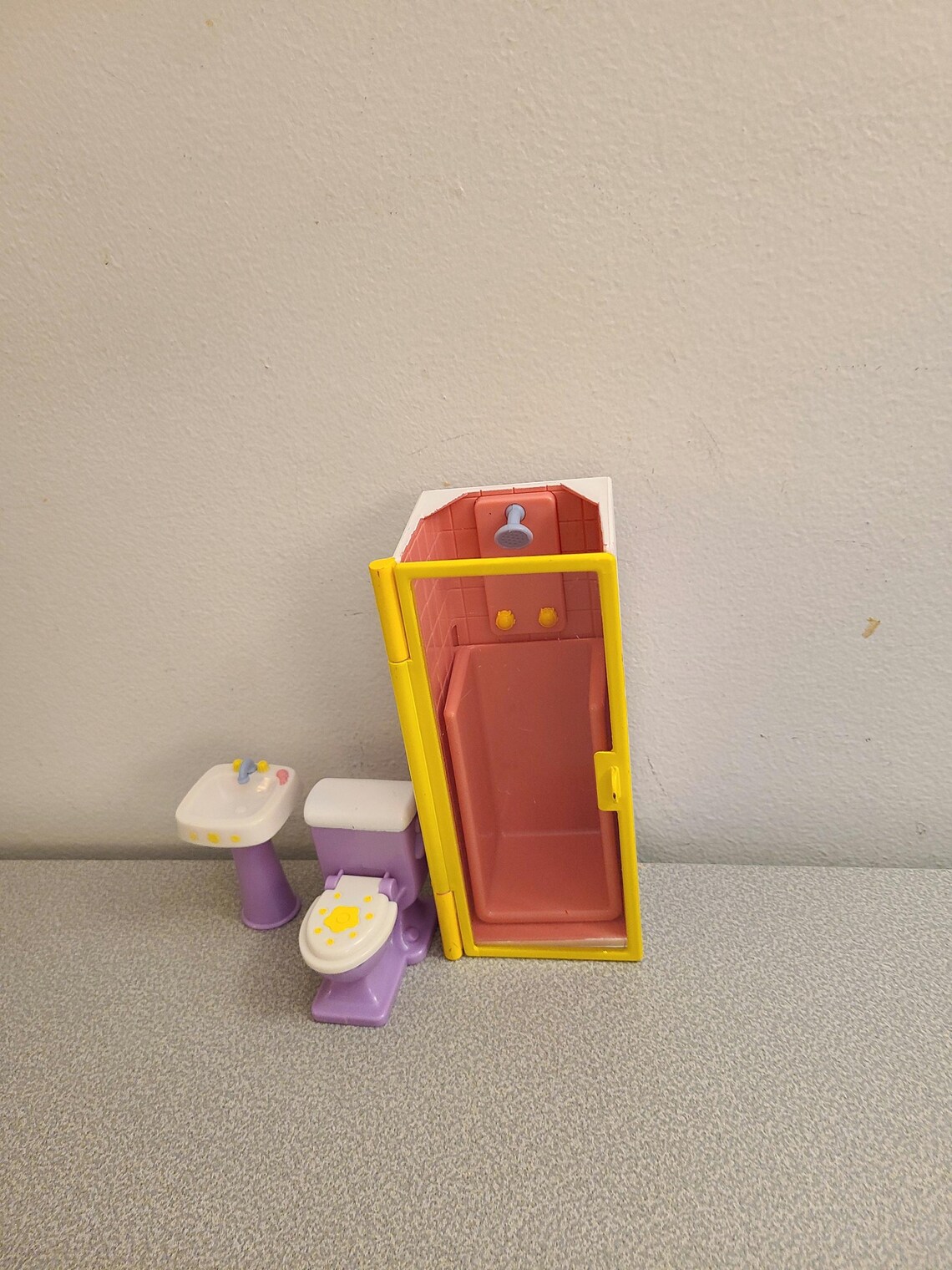 Dora the Explorer 3 Piece Deluxe Bathroom Set, Dollhouse Furniture ...