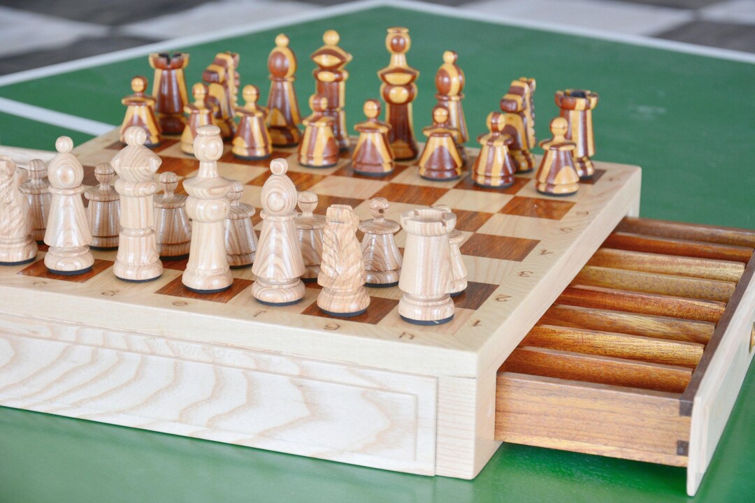Wooden Chess Board: Mahogany and Ash Wood Luxury Set - Hand Carved ...