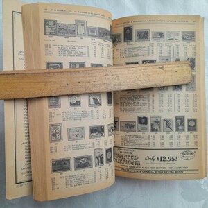 Harris Catalog Stamps of the United States Fall/winter 1976-77 Edition ...