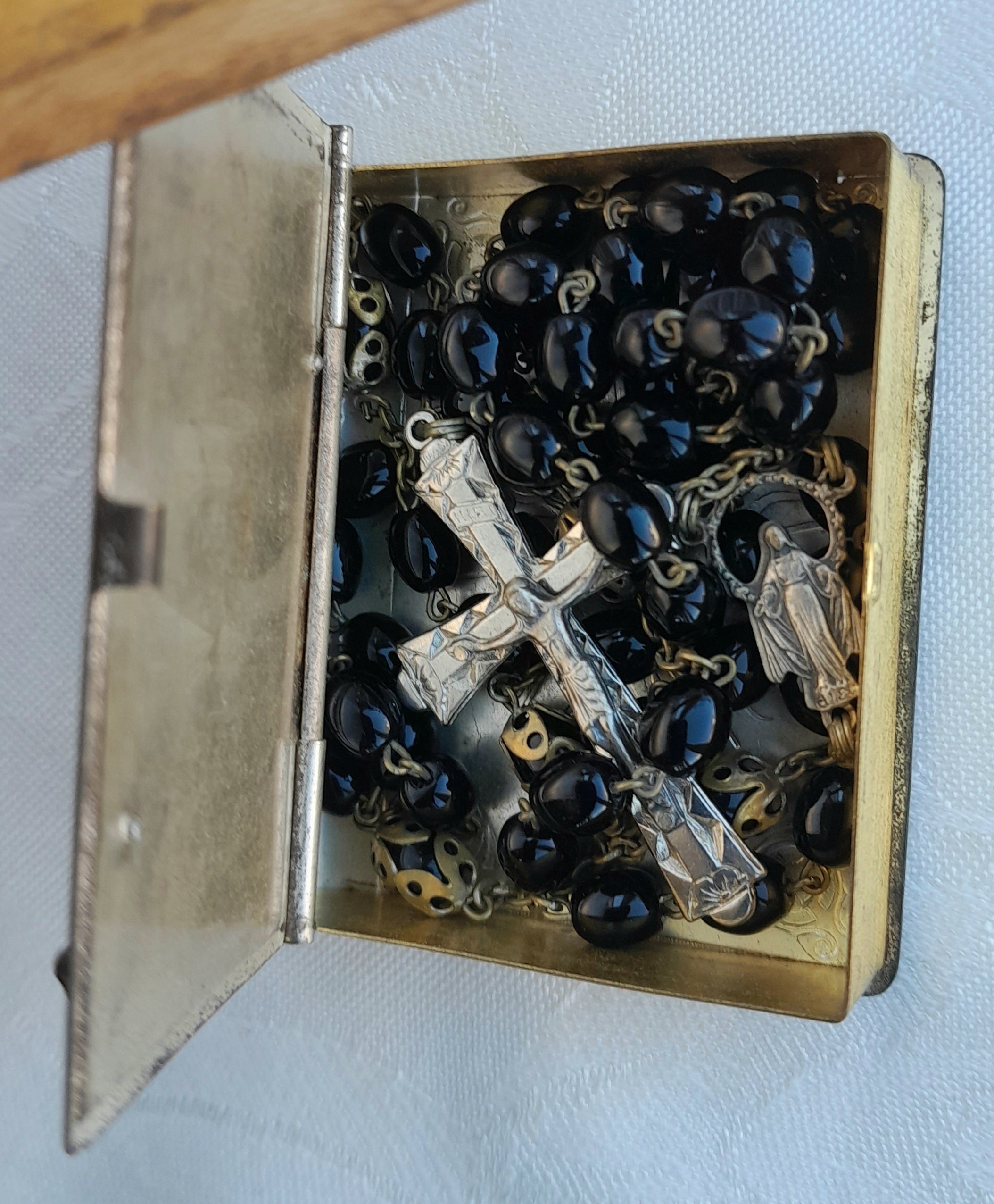 Pope Paul Metal Box With Rosary, Stamped Paulus VI Pont Max, Book ...