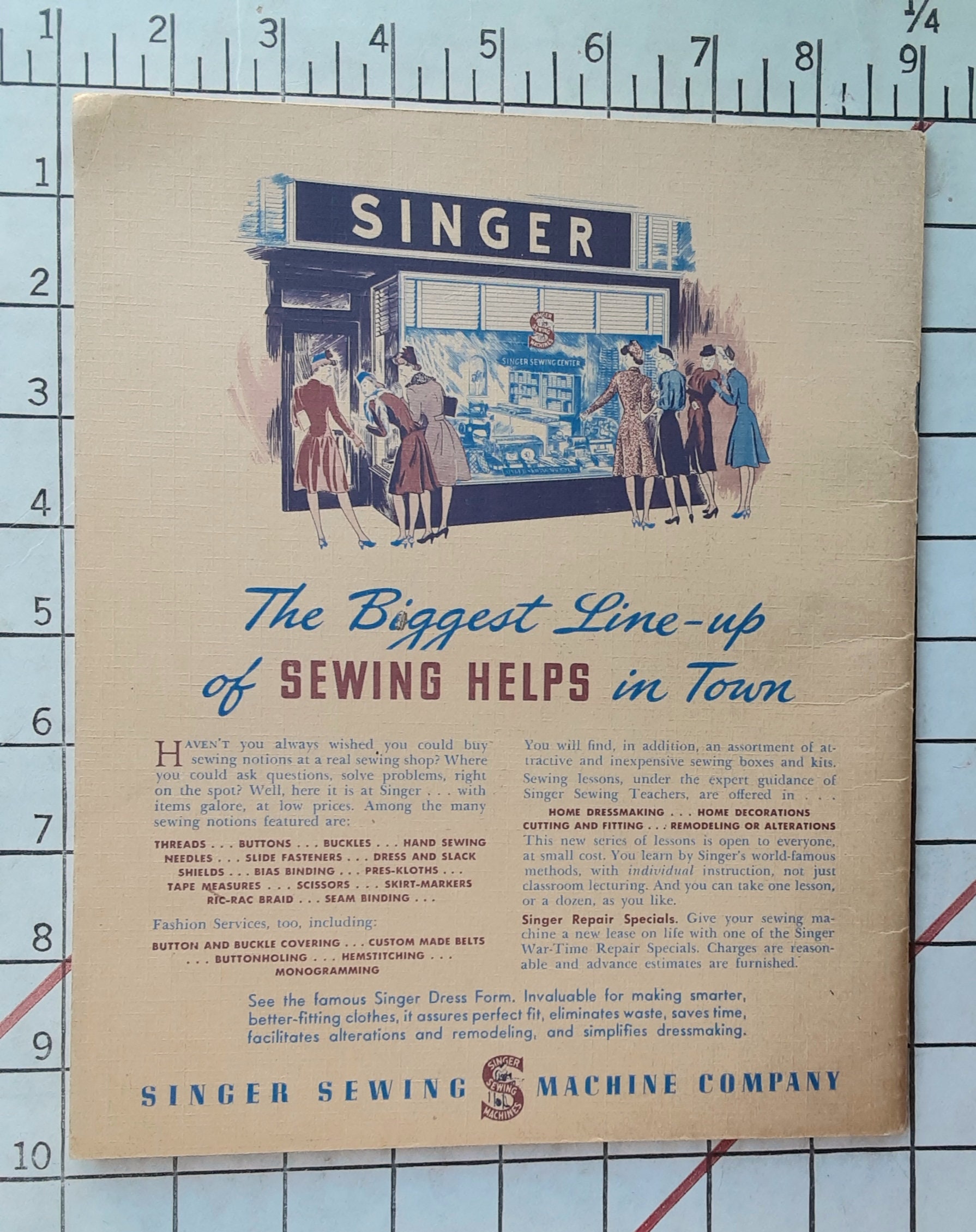 Singer Illustrated Dressmaking Guide 1940s Softcover Sewing Instruction ...
