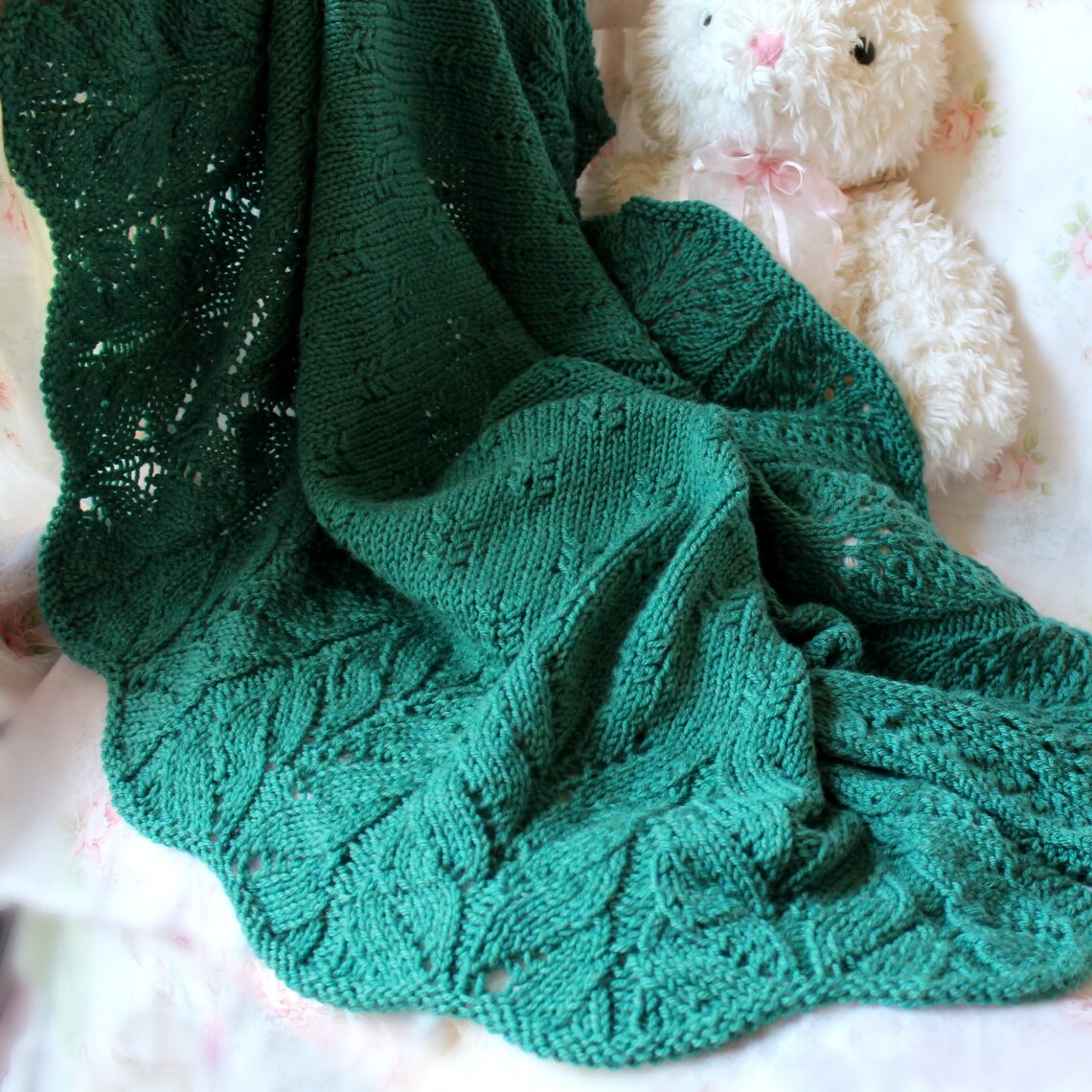 Bee Tree Baby Blanket / Adult Throw Pattern - Etsy
