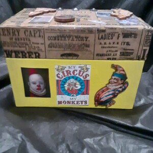 Circus Keepsake Box - Etsy