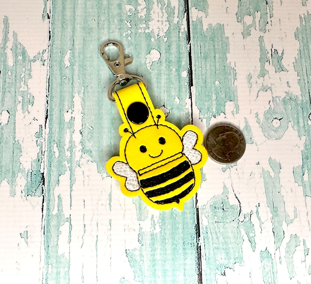 Bee Quarter Holder, Bee Keychain, Quarter Key Chain, Snap Tab, Key Fob ...