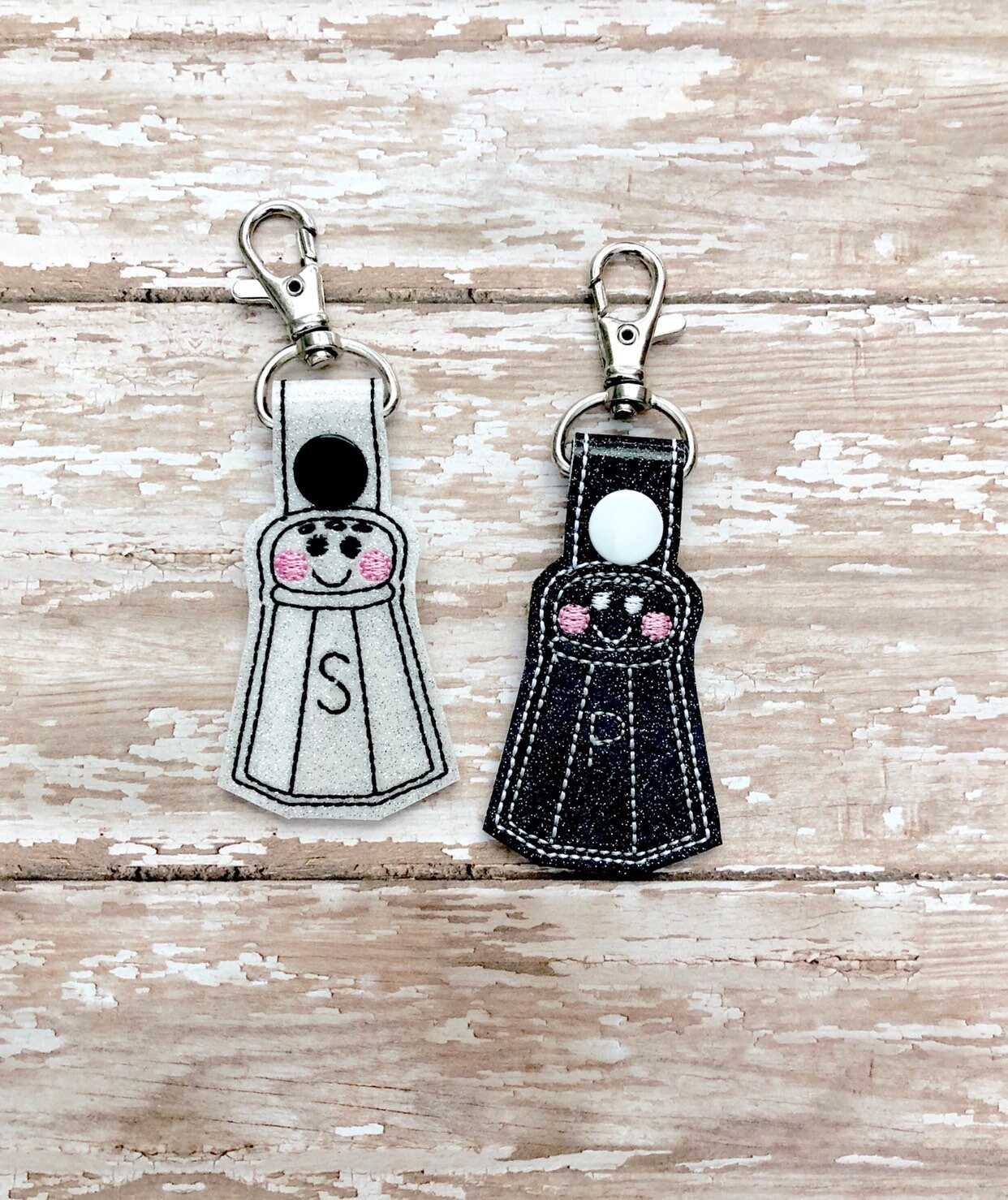 Best Friends Keychain Salt and Pepper BFF Key Fob Best | Etsy