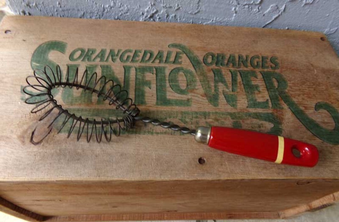 Red Handle Whisk, Vintage Whisk, Whisk Beater, Vintage Whisk Hand ...