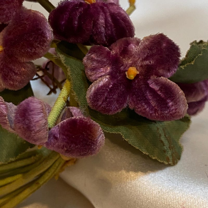 TheVelvetValet - Etsy