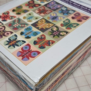 Butterfly Fields Quilt Kit Featuring Field Cloth and Pattern by Sew ...