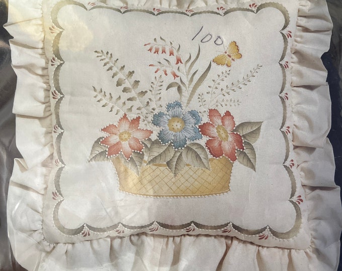 Vintage Charmin Candlewick Kit Flower Basket Frame Size 14 by 14” Edith ...