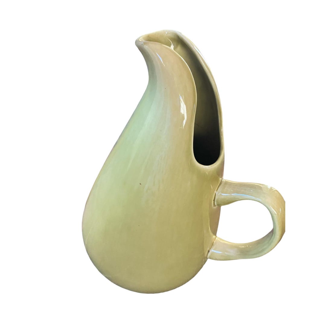 Russel Wright ,pitcher, Chartreuse, American Modern, Steubenville Pottery, 1940s , Chartreuse ...