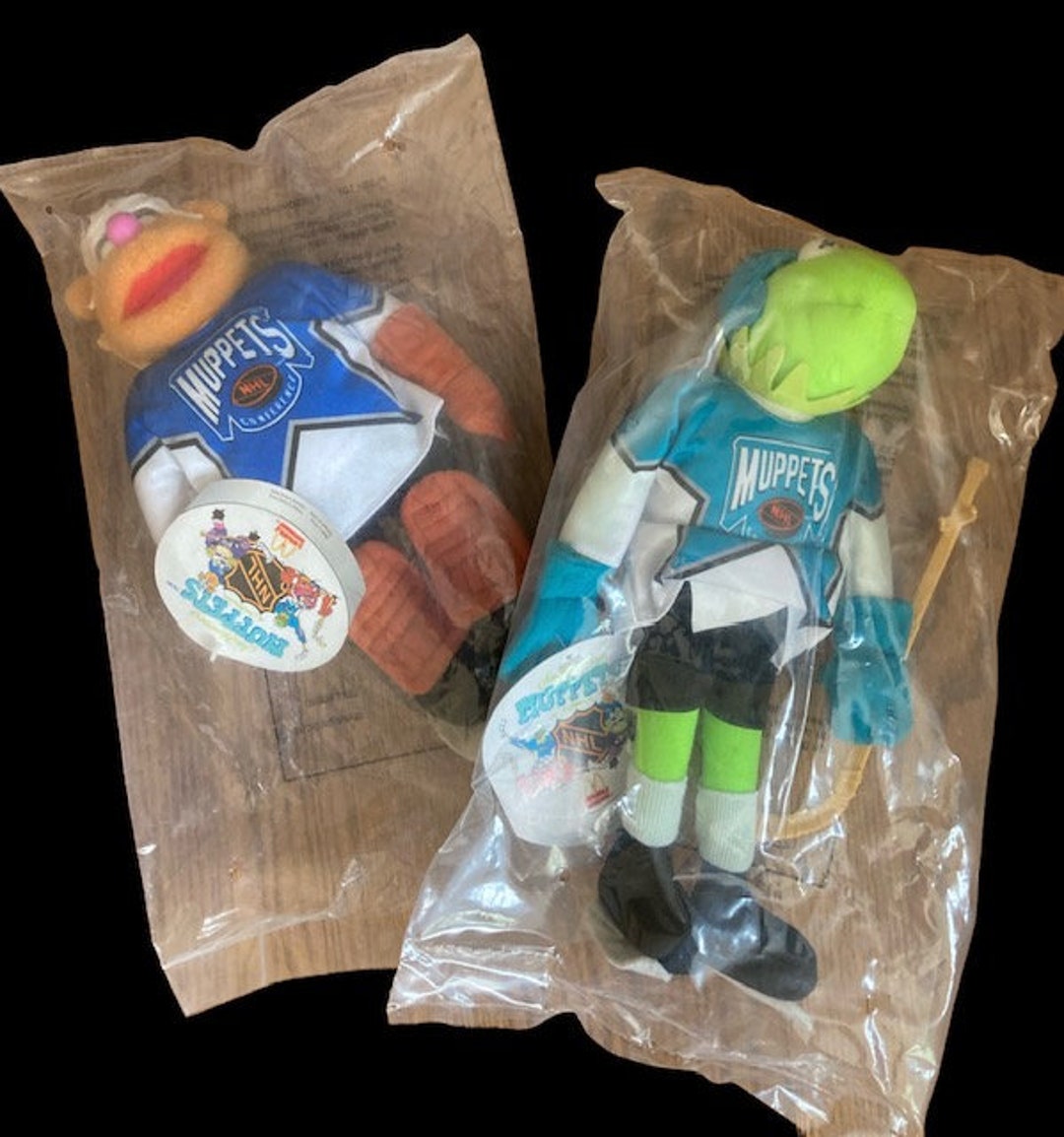 Mcdonalds Restaurant Collectibles ,hockey Muppets , Hockey Players ...
