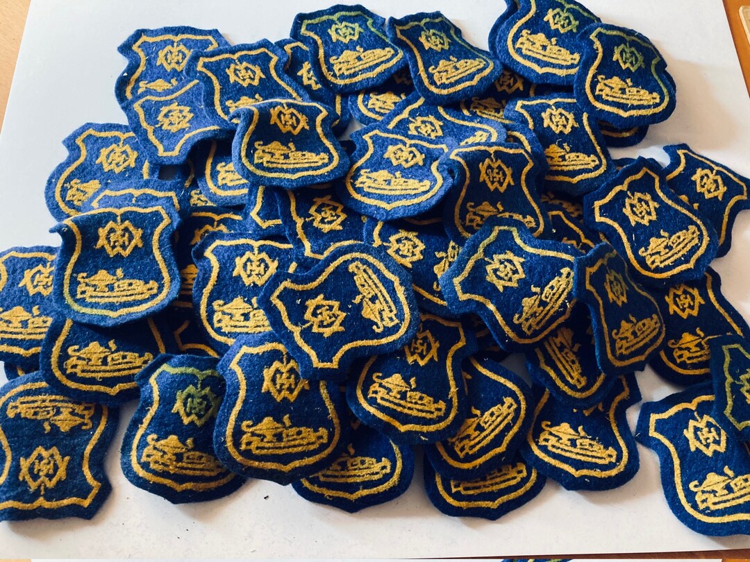 Vintage , Lot , Over 30 , Felt Patches , School Crests , Montreal ...
