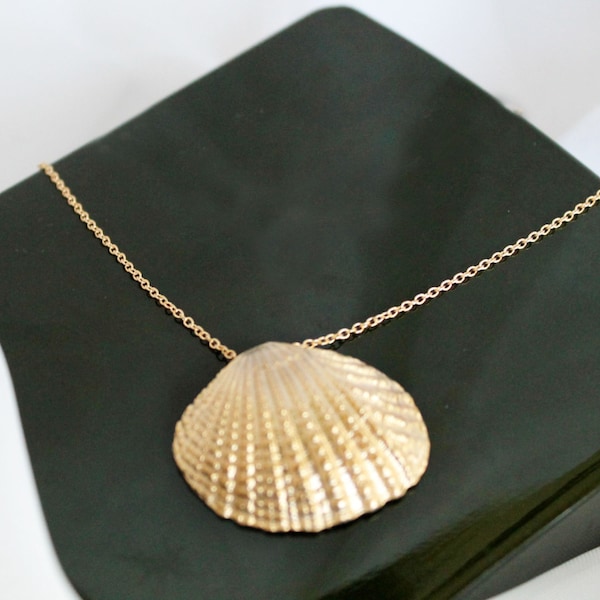 Gold Seashell - Etsy