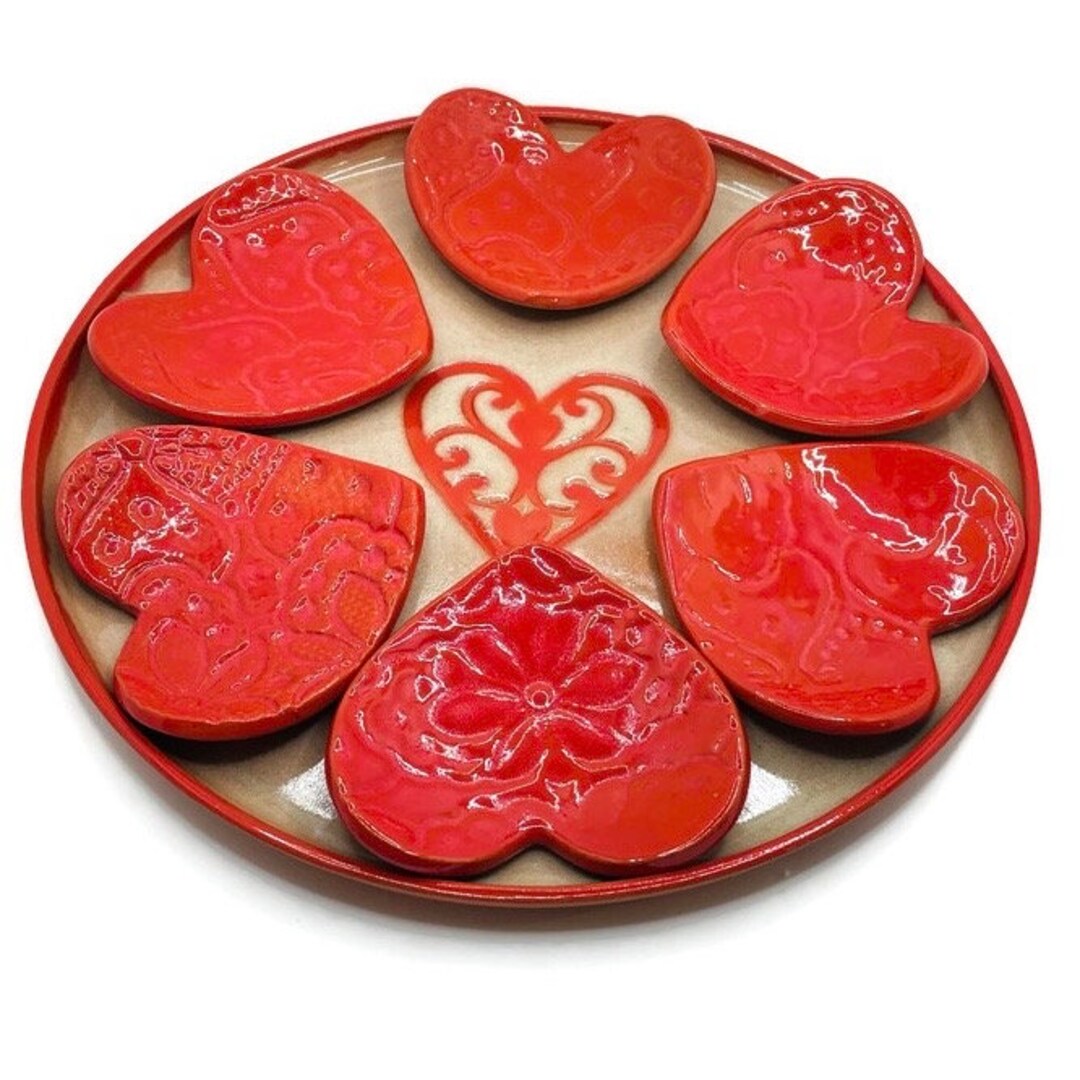 Red Heart Set Plate of Hears Passover Set Matzah Plate Heart Plates ...