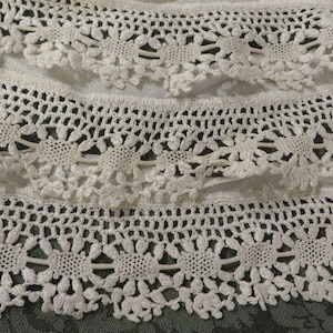LACE Yardage // Vintage Lace - White // Fine Crocheted Lace // Width is ...