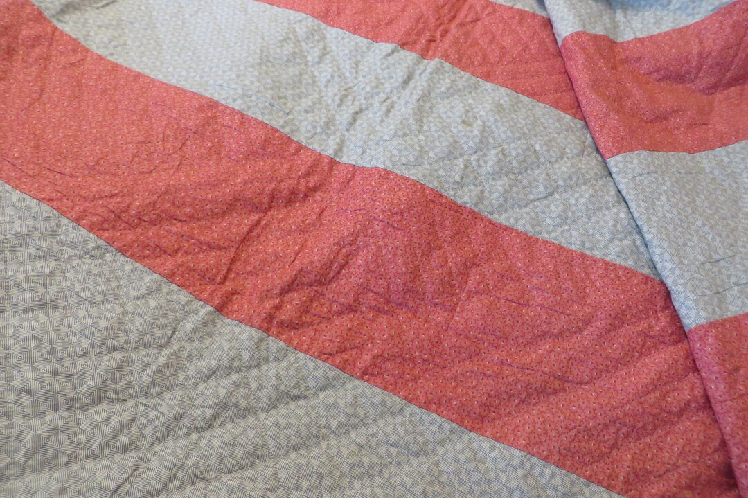 Antique QUILT Roman STRIPE Pattern // Thin Cotton Handmade Quilt ...