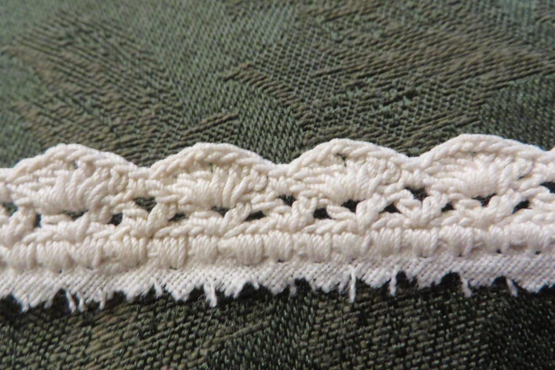 LACE Yardage // Vintage Lace Ecru - off White Color // Crocheted With ...