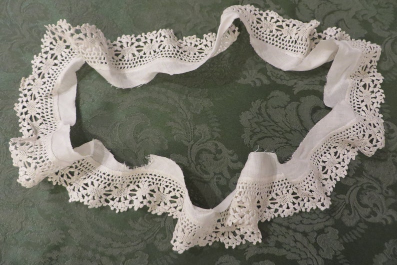 LACE Yardage // Vintage Lace - White // Fine Crocheted Lace // Width is ...