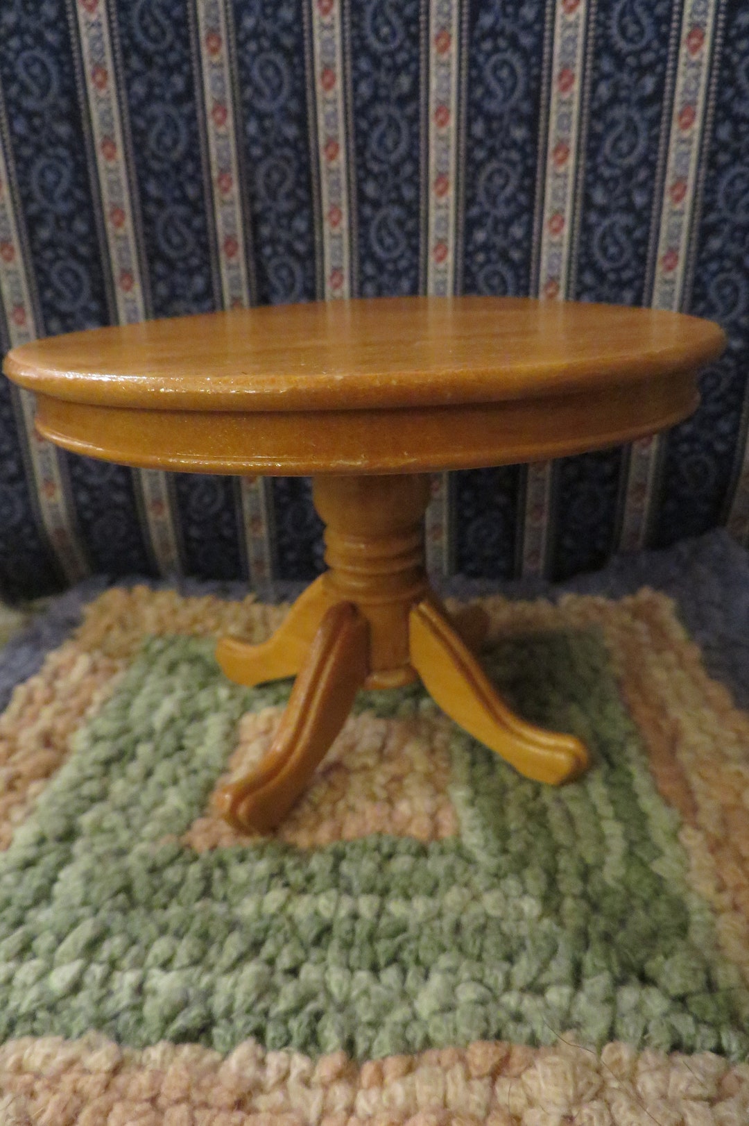 DOLLHOUSE Oak ROUND Dining TABLE // Miniature Wood Table for Dollhouse ...