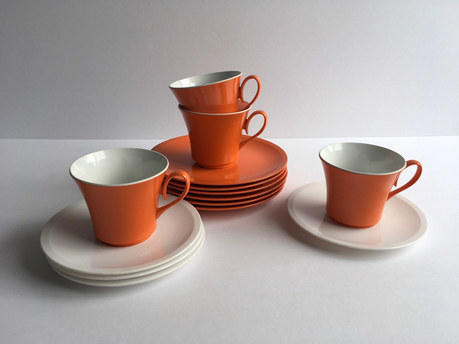 Vintage Melamine Cups and Saucers. - Etsy