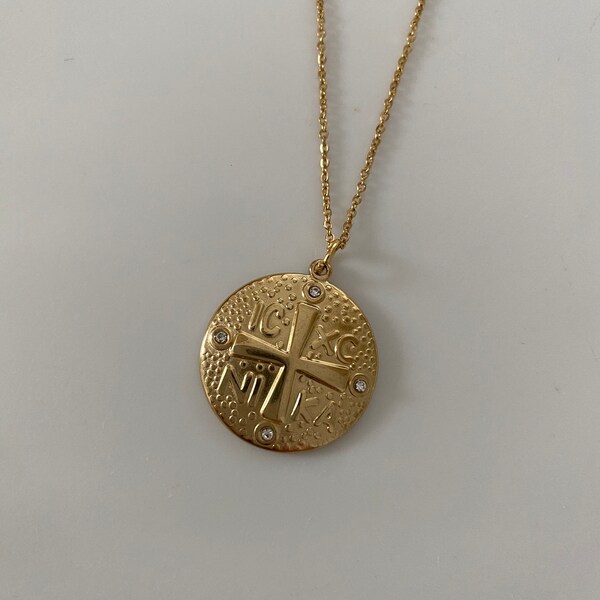 Gold Circle Cross Necklace - Etsy