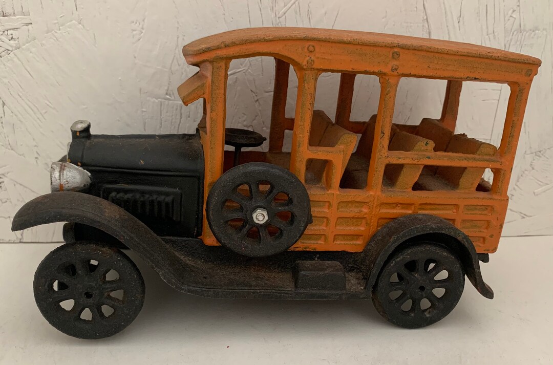 Vintage Beautiful Antique Cast Iron Truck - Etsy