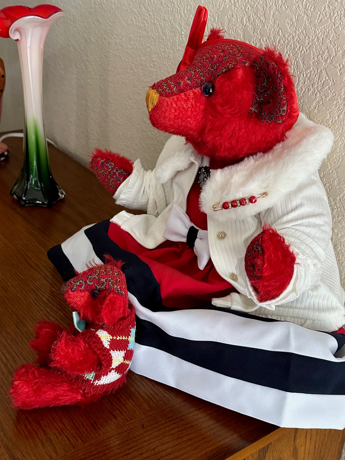 Scarlett is an 18 Mohair/tapestry Bear. She is Fully Jointed and Comes ...