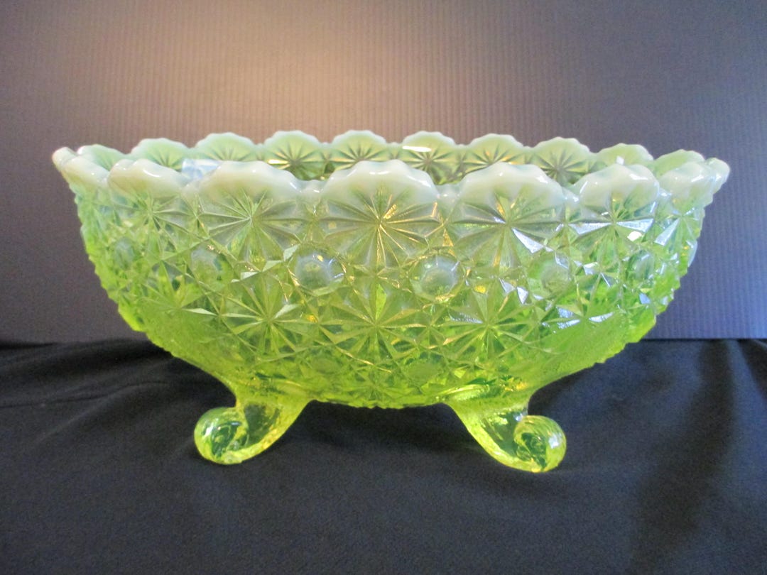 LG Wright Opalescent Vaseline Glass Daisy & Button Center Bowl - Etsy