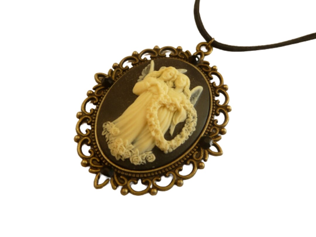 Large Cameo Necklace With Two Angels and Wreath Black Cream Christmas ...