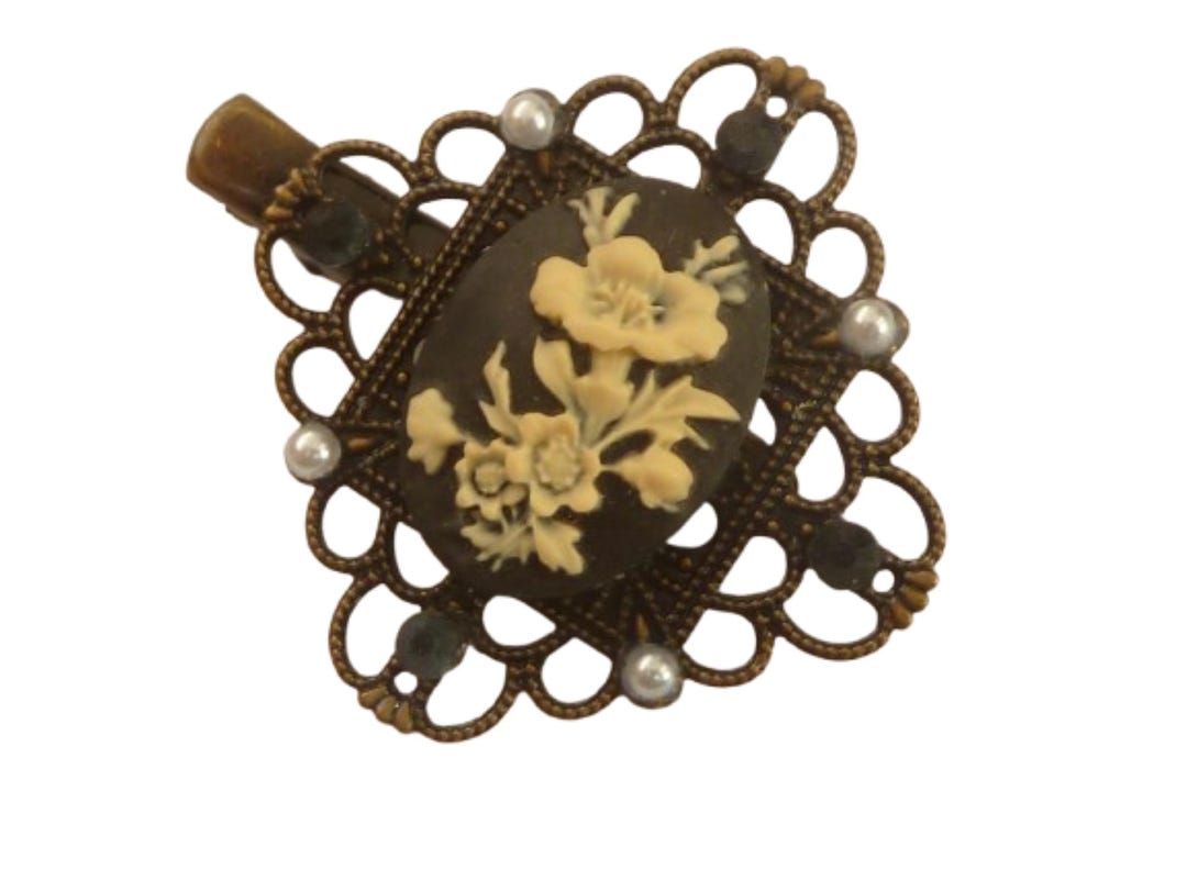 Nostalgic Cameo Hair Clip With Flower Motif Square Black Cream ...