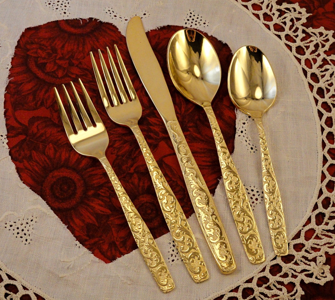 Golden Scroll 5 Piece Place Setting by Americana Golden Heritage International Silver Vintage ...