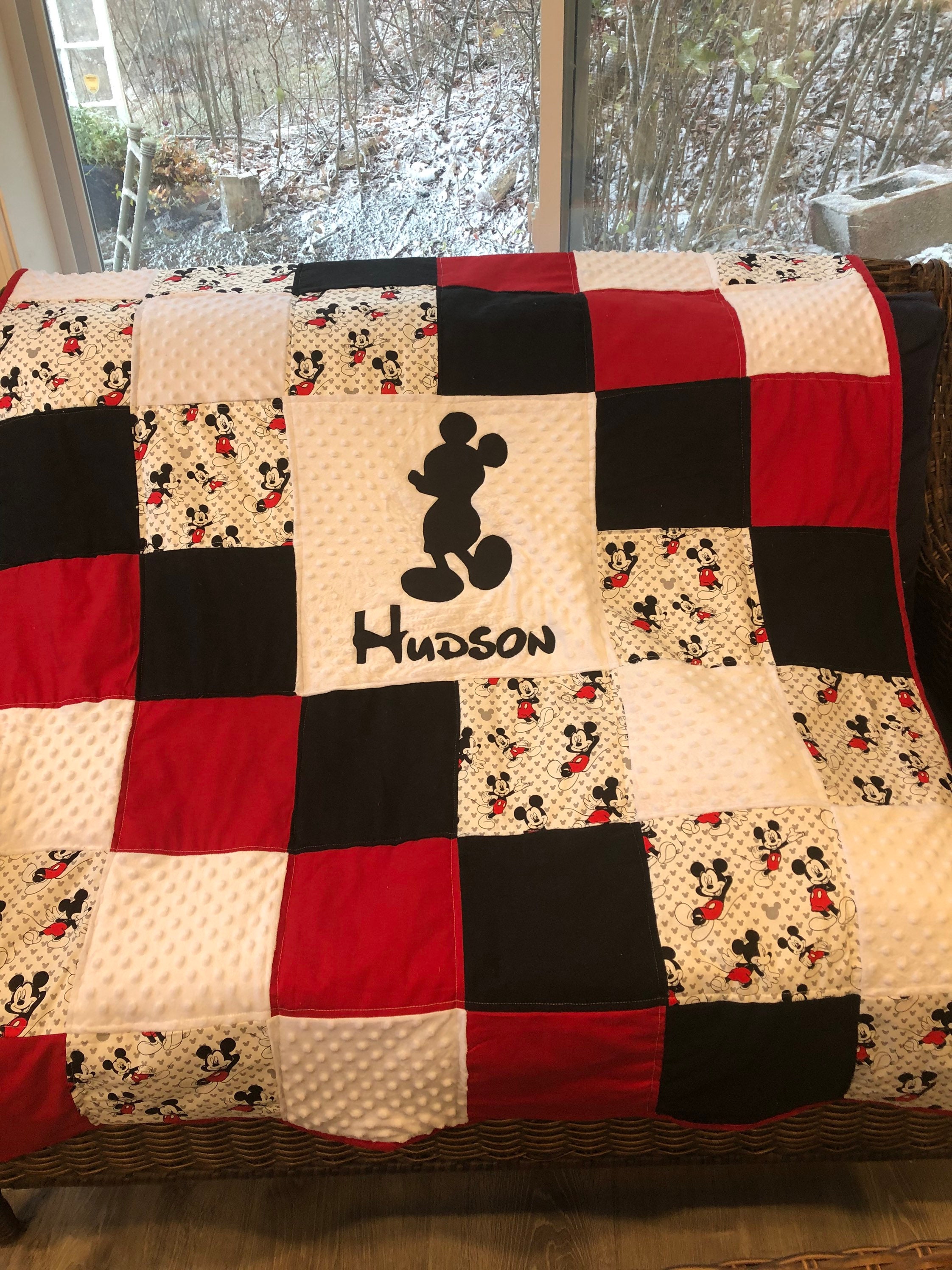 Mickey Mouse Quilt - Etsy